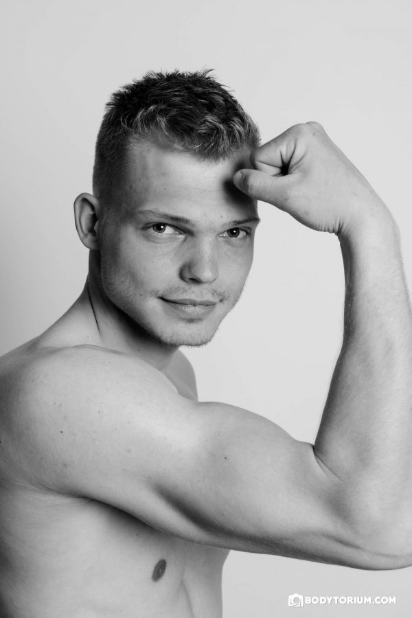 Getting Naked in Slovakia - Bodytorium